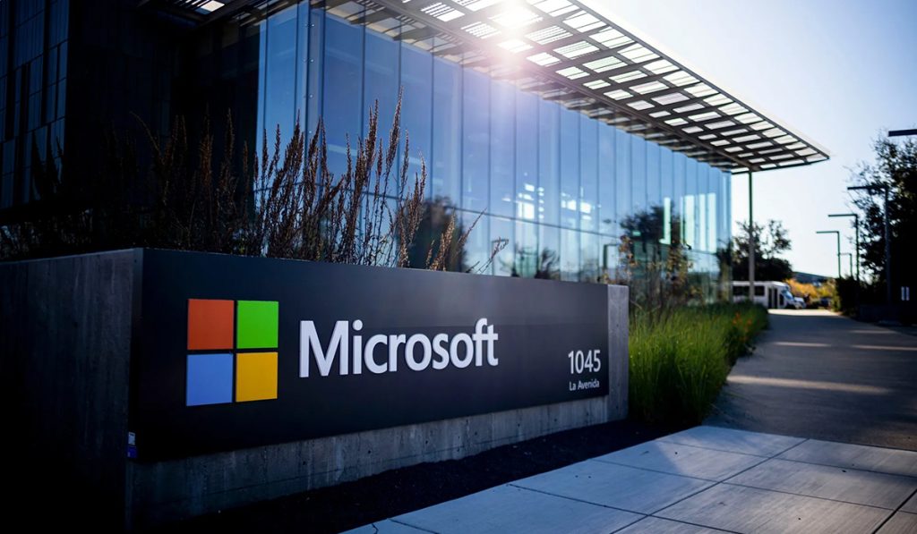 ¿Por qué Microsoft despide a miles pese a estar en su mejor momento ...